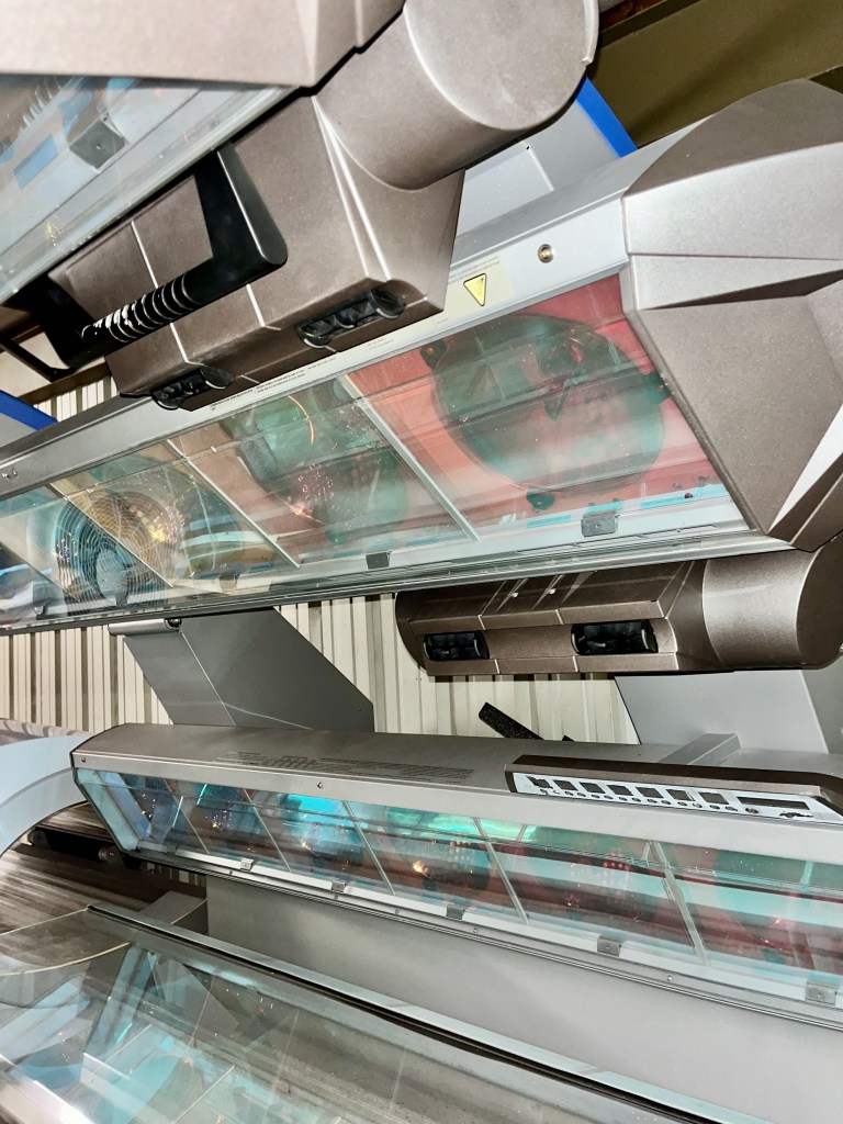 Tanning Beds – Suntan Construction and Repair